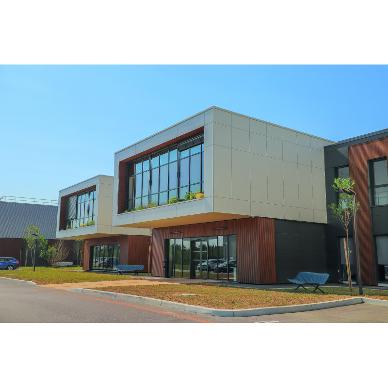 Solution de façade BENCHMARK Karrier Fr | Bacacier